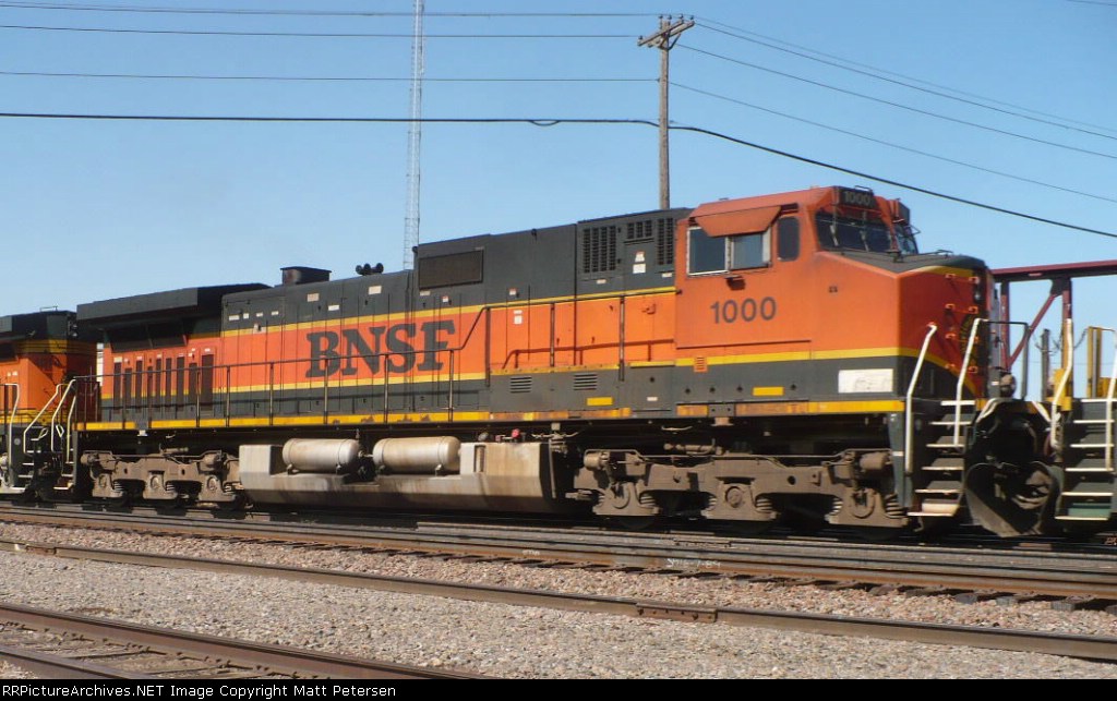 BNSF 1000